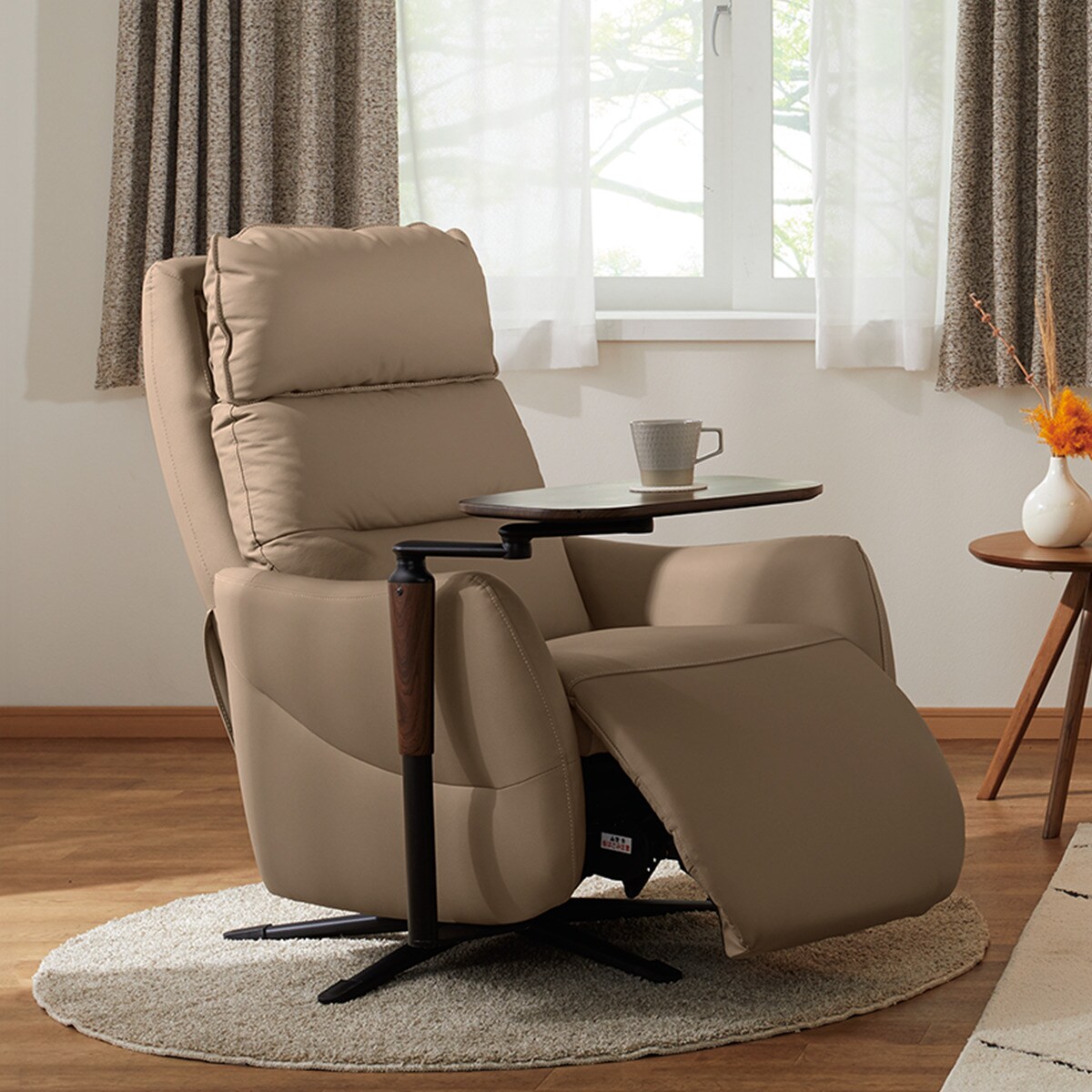 電動リクライニングパーソナルチェア+テーブルセット 本革(一部合成皮革)タイプ (LE01-3 4モーター MO+LE01専用テーブル MBR) | ニトリネット【公式】 家具・インテリア通販